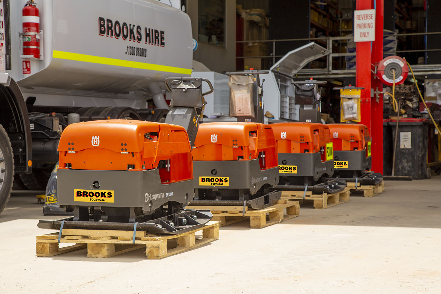 Brooks Equipment - Brooks Transport Service l Experienced, Safe & Reliable