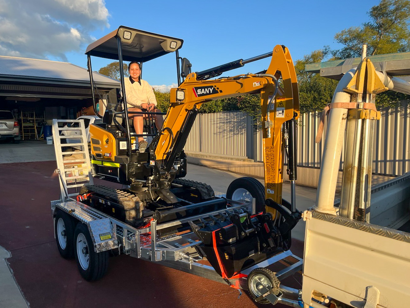 Brooks Equipment - EQUIPMENT THAT DELIVERS!